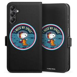 DeinDesign Galaxy A14 4G Handy Klapph&uuml;lle Handyh&uuml;lle aus Kunst Leder schwarz Flip Case Peanuts Weltall Snoopy Sideflip mit Lasche