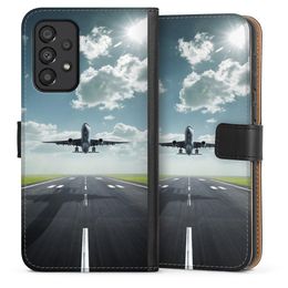 DeinDesign Galaxy A33 5G Handy Klapph&uuml;lle Handyh&uuml;lle aus Kunst Leder schwarz Flip Case Urlaub Airplane Wanderlust Sideflip mit langer Lasche