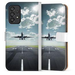 DeinDesign Galaxy A33 5G Handy Klapph&uuml;lle Handyh&uuml;lle aus Kunst Leder wei&szlig; Flip Case Urlaub Airplane Wanderlust Sideflip mit Lasche