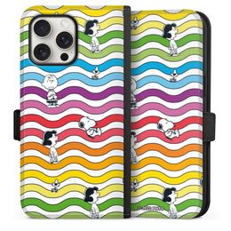 DeinDesign iPhone 15 Pro Max Handy Klapph&uuml;lle Handyh&uuml;lle aus Kunst Leder schwarz Flip Case Snoopy Muster Peanuts Sideflip mit Lasche