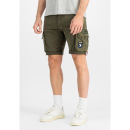 Shorts Alpha Industries "Crew Short Patch", Herren, Gr. 31, Normalgr&ouml;&szlig;en, gr&uuml;n (schwarz olive), Obermaterial: 98% Baumwolle, 2% Elastan. Futter: 100% Baumwolle, Hosen Shorts