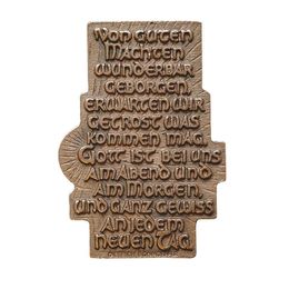 Spruchrelief &raquo;Von Guten M&auml;chten&laquo;