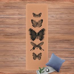 Bilderwelten Yogamatte Kork Illustration grau Tiere Sportmatte - Tusche Schmetterlinge auf Beige - Schmetterlinge rutschfest