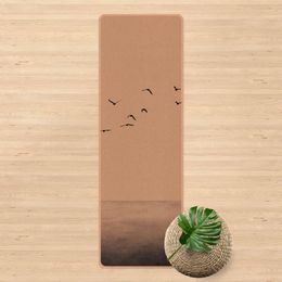 Bilderwelten Yogamatte Kork Illustration schwarz weiss Tiere Aquarell - Vogelzug in den S&uuml;den - V&ouml;gel rutschfest