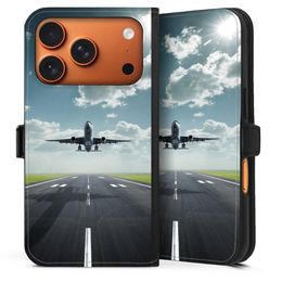 DeinDesign iPhone 17 Pro Handy Klapph&uuml;lle Handyh&uuml;lle aus Kunst Leder schwarz Flip Case Wanderlust Airplane Urlaub Sideflip mit Lasche