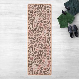 Bilderwelten Yogamatte Kork modern rosa Training Sportmatte - Der Leopard im Boudoir - Gymnastik rutschfest