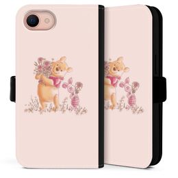 DeinDesign iPhone 16e Handy Klapph&uuml;lle Handyh&uuml;lle aus Kunst Leder schwarz Flip Case Official Licensed Product Winnie The Pooh Piglet Disney Sideflip mit Lasche