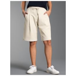 TRIGEMA Damen Bermudas "TRIGEMA Shorts in Piqu&eacute;-Qualit&auml;t mit modischen Falten", beige, Basic, Gr. XXL, Piqu&eacute;, 100% Baumwolle, Hosen