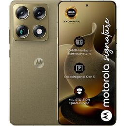 Motorola Smartphone &raquo;Signature&laquo; PANTONE Martini Olive Super-HD+-Display, Corning Gorilla Glass Victus2, 90W-TurboPower Nach h&ouml;chsten Standards entwickelt