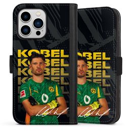 DeinDesign iPhone 13 Pro Handy Klapph&uuml;lle Handyh&uuml;lle aus Kunst Leder schwarz Flip Case Borussia Dortmund Gregor Kobel Bvb Sideflip mit Lasche