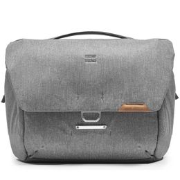 Peak Design Everyday Messenger Bag 13 V2 Hellgrau