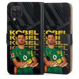DeinDesign Galaxy A12 Handy Klapph&uuml;lle Handyh&uuml;lle aus Kunst Leder schwarz Flip Case Borussia Dortmund Bvb Gregor Kobel Sideflip mit langer Lasche