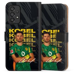 DeinDesign Galaxy A33 5G Handy Klapph&uuml;lle Handyh&uuml;lle aus Kunst Leder schwarz Flip Case Borussia Dortmund Bvb Gregor Kobel Sideflip mit langer Lasche