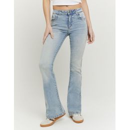 Bootcut-Jeans Tally Weijl "SPADEELETRA2", Damen, Gr. 40, N-Gr, bleach indigo wash2, Denim/Jeans, Obermaterial: 98% Baumwolle, 2% Elasthan, Abriebeffekte, bootcut fit lang, Jeans Bootcut-Jeans, Baumwollmischung, Mid Waist mit Flare Beinverlauf und Push up Effekt
