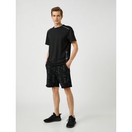 KOTON Shorts Herren Gr&ouml;&szlig;e 31/32 grau / schwarz