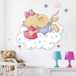 Wandtattoo Kinderzimmer M&auml;dchen Baby Maus Kikibell auf Wolken Wandsticker M&auml;dchenzimmer Kinder Wandaufkleber in S-XXL Baby