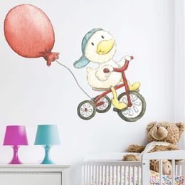 Wandtattoo Kinderzimmer Junge Schnaddeldatz f&auml;hrt Fahrrad Wandsticker Babyzimmer Kinder Wandaufkleber in S-XXL Baby
