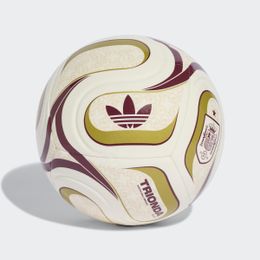 Fu&szlig;ball "TRIONDA SPANIEN CLUB AUSW&Auml;", 5, 0,4 gsanftes wei&szlig;, team coll burgundy 2, gold metallic, adidas Performance, Kunststoff, B:22,3cm H:17,3cm