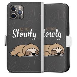 DeinDesign iPhone 12 Pro Handy Klapph&uuml;lle Handyh&uuml;lle aus Kunst Leder wei&szlig; Flip Case Sloth Lazy Sunday Sayings Sideflip mit Lasche