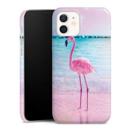 DeinDesign iPhone 12 Handy Premium Case Smartphone Handyh&uuml;lle Schutzh&uuml;lle gl&auml;nzend Beach Tropical Flamingo Premium Case
