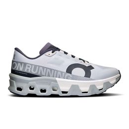 On CloudmOnster Hyper Schuhe Herren grau 43.0