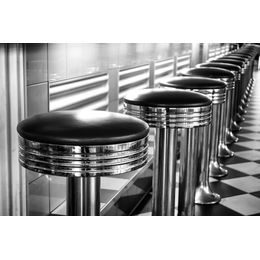 Fototapete papermoon "Diner Hocker Schwarz & Wei&szlig;", schwarz (schwarz, wei&szlig;), B:3,5m L:2,6m, Vlies, Tapeten