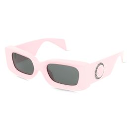 Versace VE4474U | Damen-Sonnenbrille | Fassung: Vollrand, Quadratisch, Kunststoff, Pink | Glasfarbe: Grau