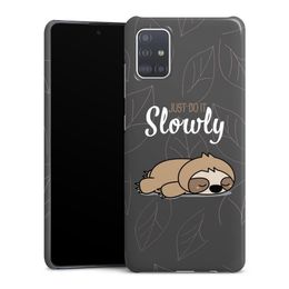 DeinDesign Galaxy A51 Handy Premium Case Smartphone Handyh&uuml;lle Schutzh&uuml;lle gl&auml;nzend Sloth Lazy Sunday Sayings Premium Case