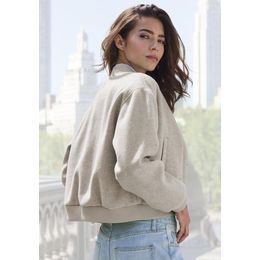 Lascana Bomberjacke beige Gr. 34 f&uuml;r Damen. Rundhals und Kn&ouml;pfe. Figurumspielend. Nachhaltig.