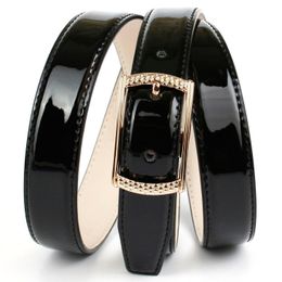 Anthoni Crown Damen Lederg&uuml;rtel, schwarz, Gr. 85, unifarben, Leder, G&uuml;rtel, Schmaler Lacklederg&uuml;rtel mit goldfarbener Schlie&szlig;e