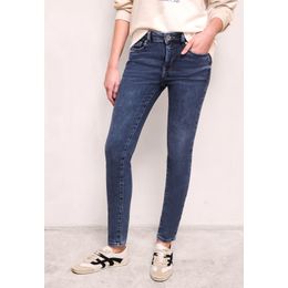 Damen Skinny-fit-Jeansdunkelblau soft washed, Gr. 33, STREET ONE STUDIO, unifarben, Web, 79% Baumwolle, 15% Polyester, 4% Elastomultiester, 2%