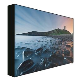 Bilderwelten Akustik-Wechselbild Sonnenaufgang mit Nebel bei Dunstanburgh Castle