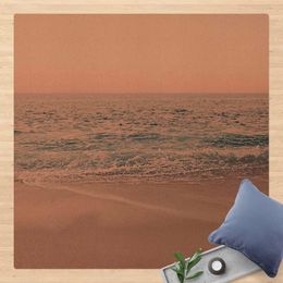 Kork-Teppich - Ros&eacute;goldener Strand am Morgen - Motiv rosa Strand Korkmatte Meerblick Wohnzimmer Schlafzimmer
