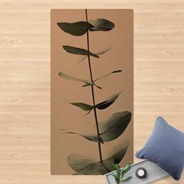 Bilderwelten Kork-Teppich Tropisch gr&uuml;n Korkmatte - Symmetrischer Eukalyptuszweig - Pflanzen Wohnzimmer Schlafzimmer