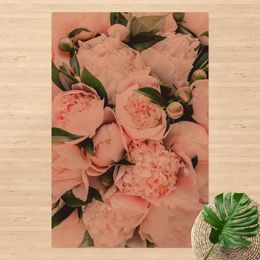 Bilderwelten Kork-Teppich Landhaus rosa Blumen Korkmatte - Rosa Pfingstrosen mit Bl&auml;ttern - Rose Wohnzimmer Schlafzimmer