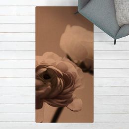 Kork-Teppich - Dunkle Bl&uuml;te im Fokus - Motiv beige Korkmatte Rose Wohnzimmer Schlafzimmer