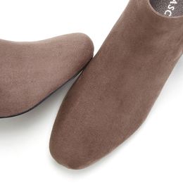 Lascana Damen Stiefelette, Gr. 42, braun, Obermaterial: 100% Textilmaterial. Decksohle: 100% Lederimitat. Futter: 100% Textilmaterial. Laufsohle: