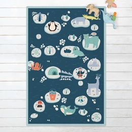 Bilderwelten Kork-Teppich Illustration blau Tiere Korkmatte - Antarktis - Eisb&auml;r Rudi m&ouml;chte Fisch - Deko Kinderzimmer Baby M&auml;dchen Jungen