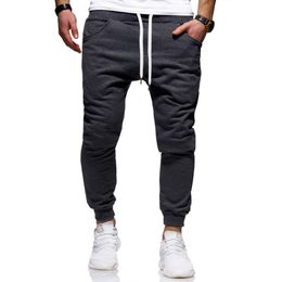 Sweathose behype "JOGGERY", Herren, Gr. M, EURO-Gr&ouml;&szlig;en, grau (dunkelgrau), 65% Baumwolle, 35% Polyester, Hosen Sweathose, im modernen Slim Fit-Schnitt