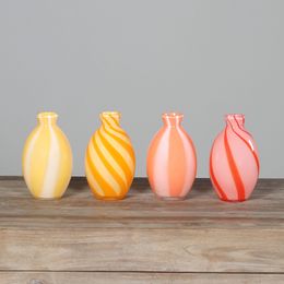DPI Vase