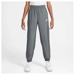 Sporthose Nike SPORTSWEAR "K NSW CLUB WVN JGGR LBR", M&auml;dchen, Gr. L (152/158), N-Gr, smoke grau, wei&szlig;, Obermaterial: 100% Polyester, Hosen Sporthose, aus Polyester, f&uuml;r Jugendliche, sportlicher Stil, leichtes Material