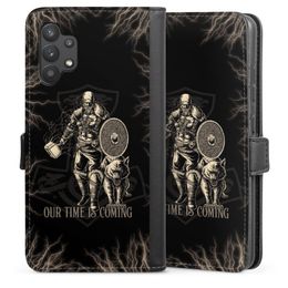 DeinDesign Galaxy A32 4G Handy Klapph&uuml;lle Handyh&uuml;lle aus Kunst Leder schwarz Flip Case Tv Show Designs Wikinger Vikings Sideflip mit Lasche