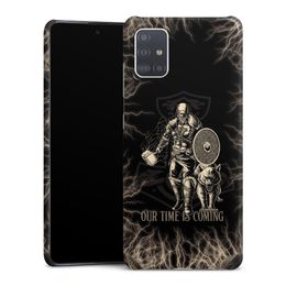 DeinDesign Galaxy A51 Handy Premium Case Smartphone Handyh&uuml;lle Schutzh&uuml;lle gl&auml;nzend Tv Show Designs Wikinger Vikings Premium Case