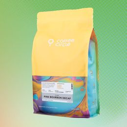 Coffee Circle Pink Bourbon Decaf Kaffee, 1 kg ganze Bohne, washed, Arabica Kaffee aus Kolumbien, Noten von Erdbeere & Cashewnuss, fruchtiger Geschmack