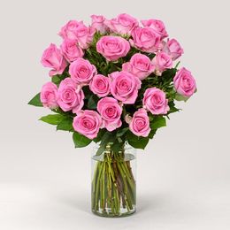 Rosa Rosenstrau&szlig; mit Vase