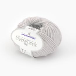 Merino-Classic von Junghans-Wolle, Pastellgrau, aus Schurwolle