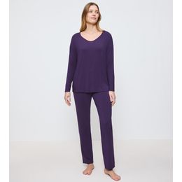 Pyjama Triumph "Timeless Sensuality PK LSL", Damen, Gr. 40, lila (royal lila), Single Jersey, Obermaterial: 94% Modal, 6% Elasthan, normal normal, V-Ausschnitt, Homewear-Sets Pyjama, atumgsaktiv und weich