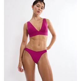 Bikini-Hose Triumph "Summer Sunset Brazilian 01", Damen, Gr. 36, N-Gr, raspberry juice, Glitzergarne;Microfaser, Obermaterial: 70% Polyamid, 16% metallisierte Fasern, 14% Elasthan, Badehosen Bikini-Hose, weicher Lurex