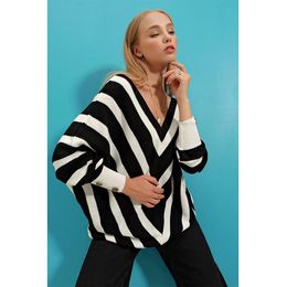 Trend Ala&ccedil;atı Stili Pullover in Schwarz/ Wei&szlig; - 45% | Damen-pullover-cardigans