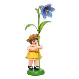 Holzfigur &raquo;M&auml;dchen mit Glockenblume&laquo;